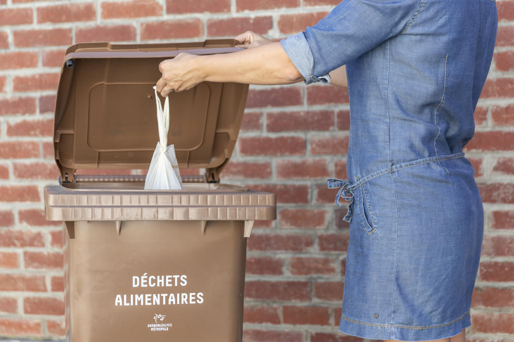 Un plan d’action ambitieux pour réduire nos déchets - Grenoble Alpes ...